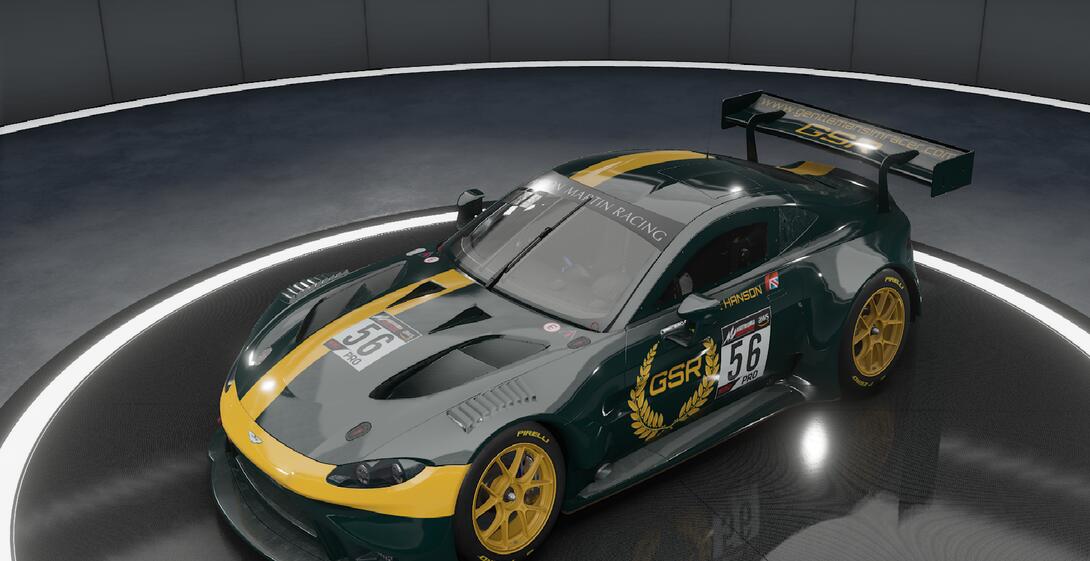 Gentleman Sim Racer (Mike Hanson) | Awesome Simracing